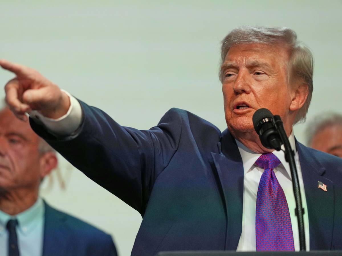 Iran, Trump sospende l'attacco: "Colloqui sono seri ma pronto a colpire ...