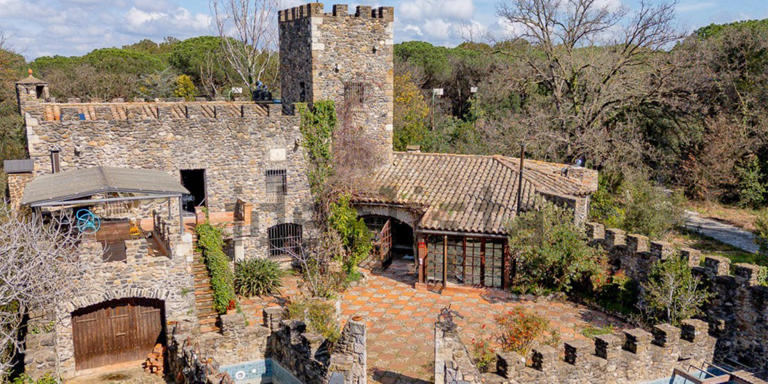 Catalan farmhouse turned medieval castle with moat for under €1m