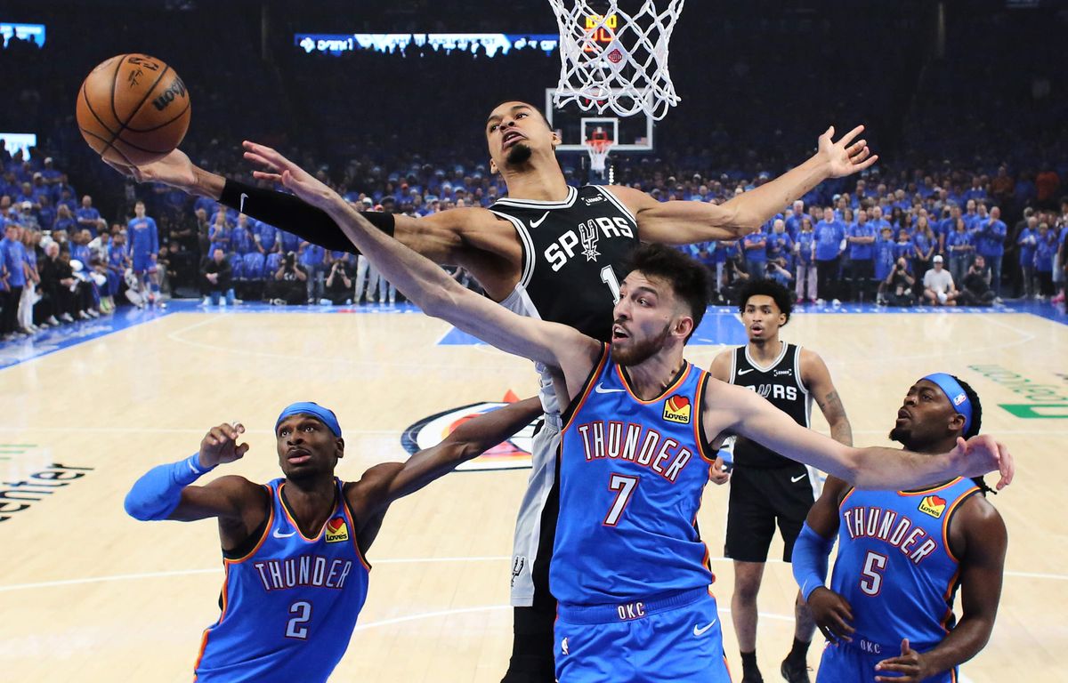 Wembanyama en playoffs NBA : Avec un Wemby monstrueux, les Spurs ...