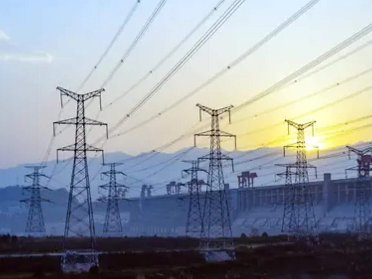 Peak power demand hits all-time high of over 257 GW on Monday