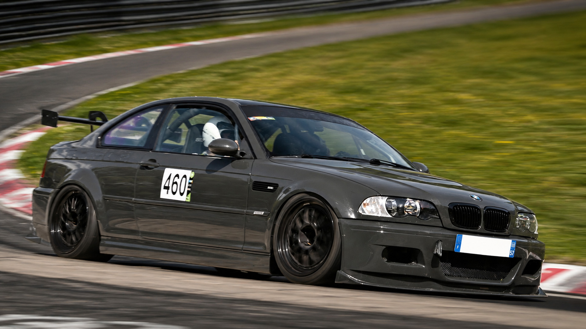 Can this modified BMW E46 survive the track?