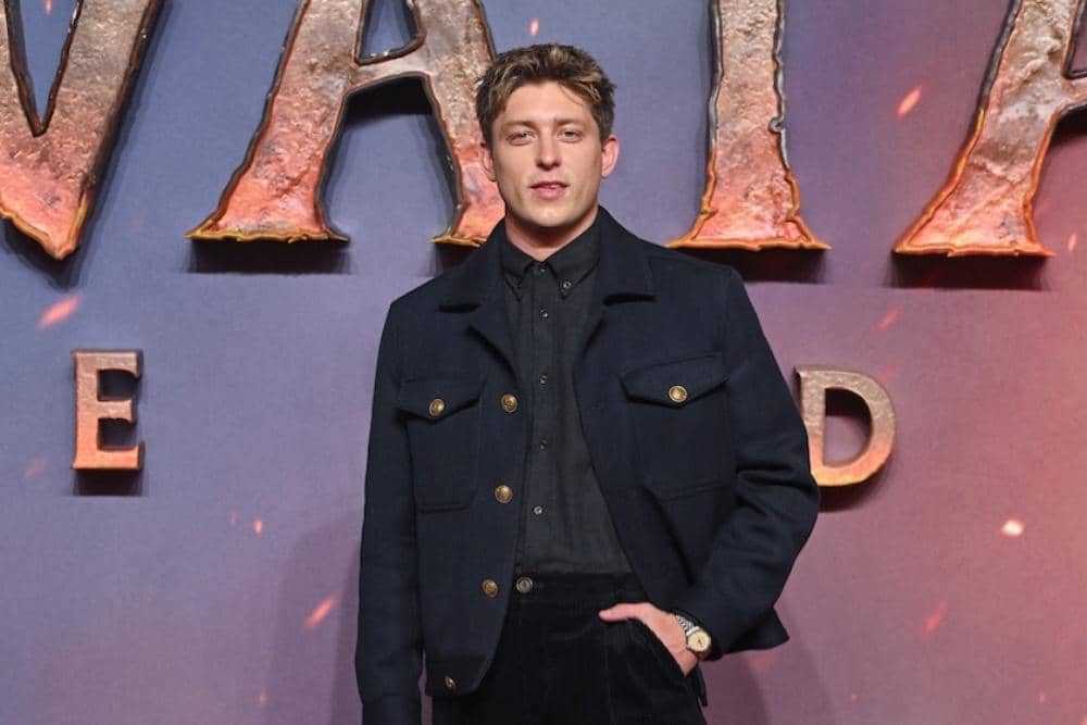 7 fakta keluarga Tom Francis, dari anak desa hingga kandidat James Bond