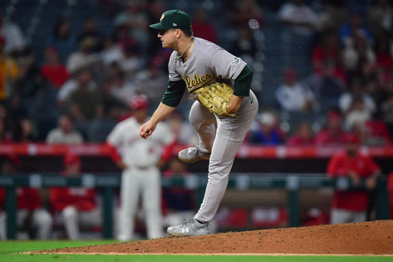 JT Ginn loses no-hit bid in ninth inning — and then allows walk-off ...