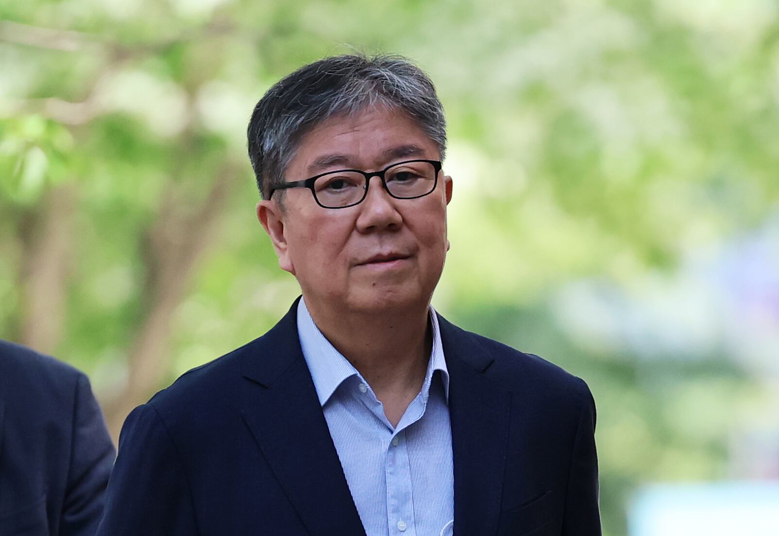Bench warrants sought for ex-officials in residence relocation case
