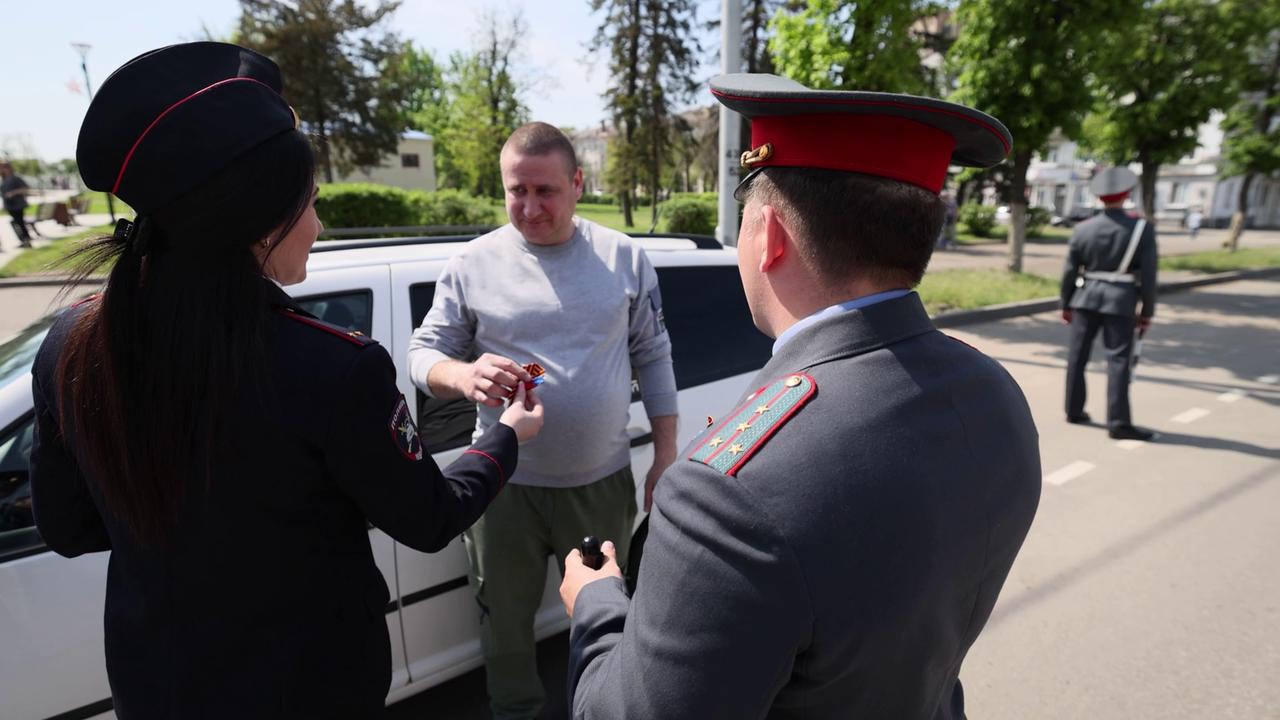 Russia: Victory Day celebrations in Lugansk - 70018611