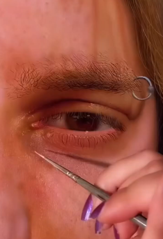 Hyperrealistic eyelash detail painting process in fine art portrait work