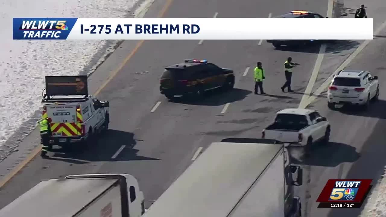 Crash shuts down I-275 near Ronald Reagan Highway