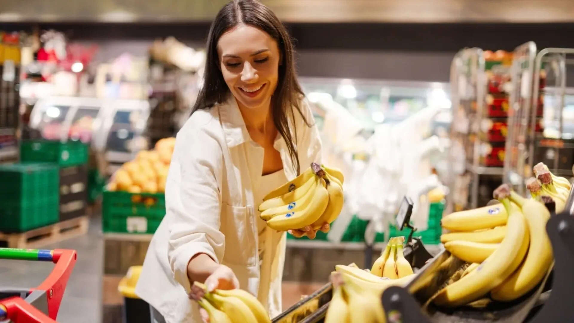 Bananas going brown and mushy quickly? Aldi shows how to keep them ...