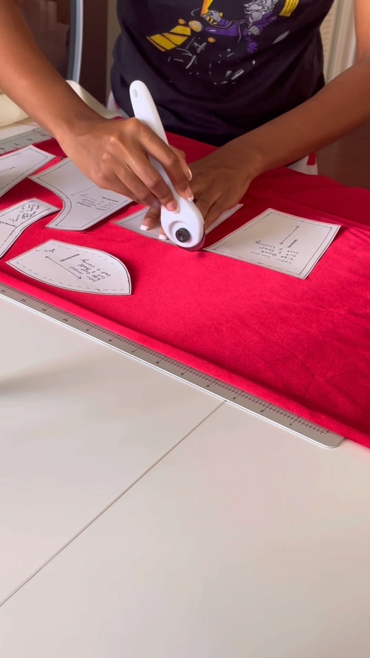 Make a corset with me DIY sewing project from start to finish