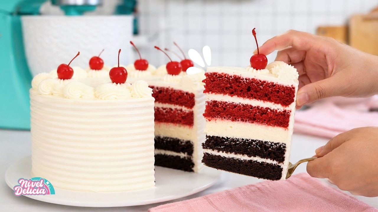 Pastel red velvet relleno de cheesecake y chocolate