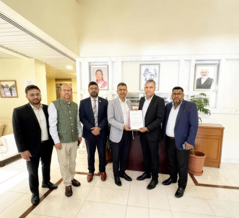 Passport services for Indian expats in UAE: Alhind reveals 16 centres