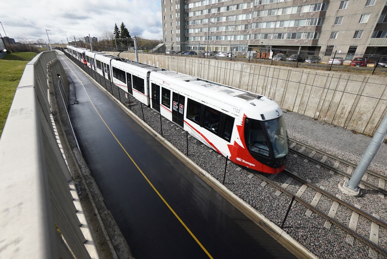 Union calls out understaffing after weekend O-Train shutdowns