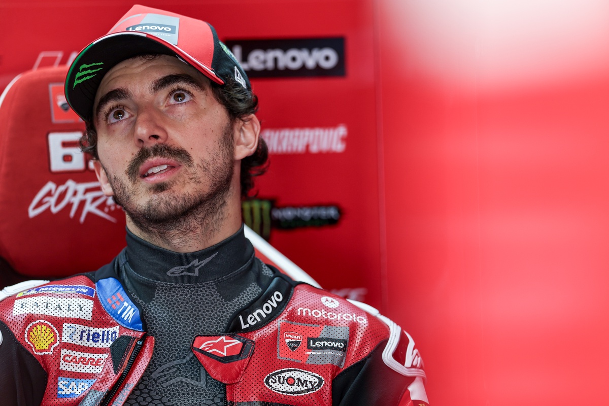 MotoGP | Bagnaia teme per il suo polso: "Sento che qualcosa non è nella ...