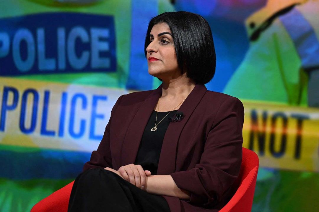 Mahmood vows clampdown on high street laundering