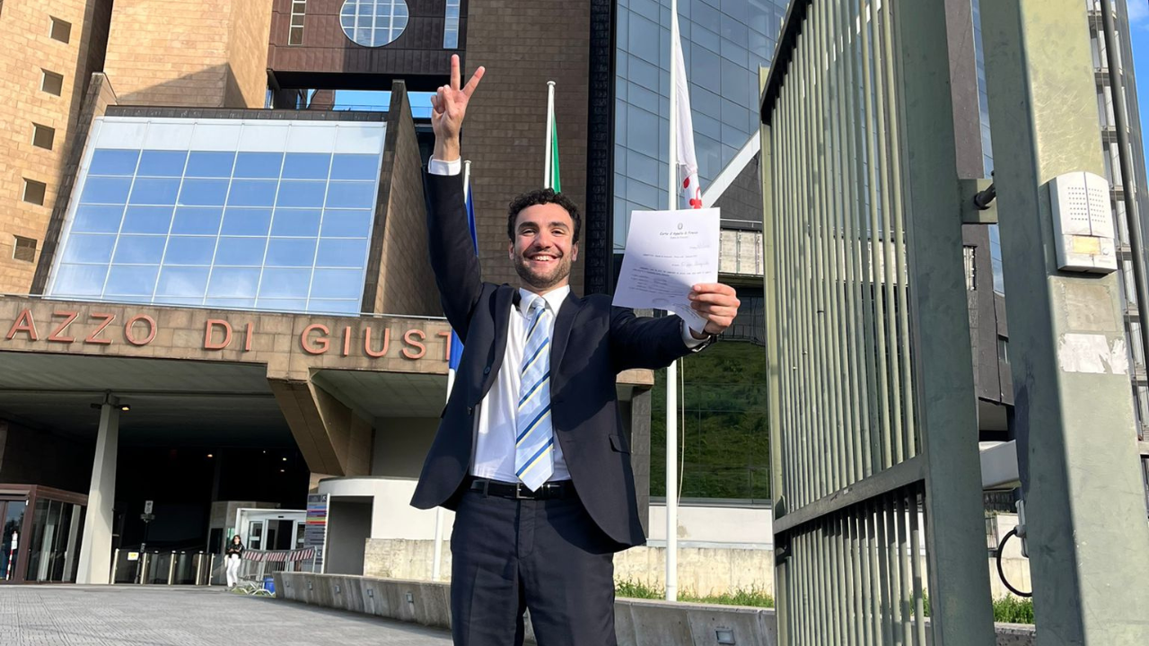 Avvocato a 25 anni, la storia da record di Filippo Biagiotti: il bimbo ...