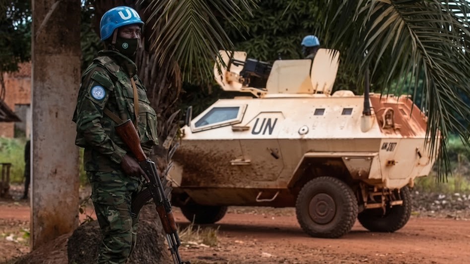 27,000 landmines still surround this UN buffer zone - and people live ...