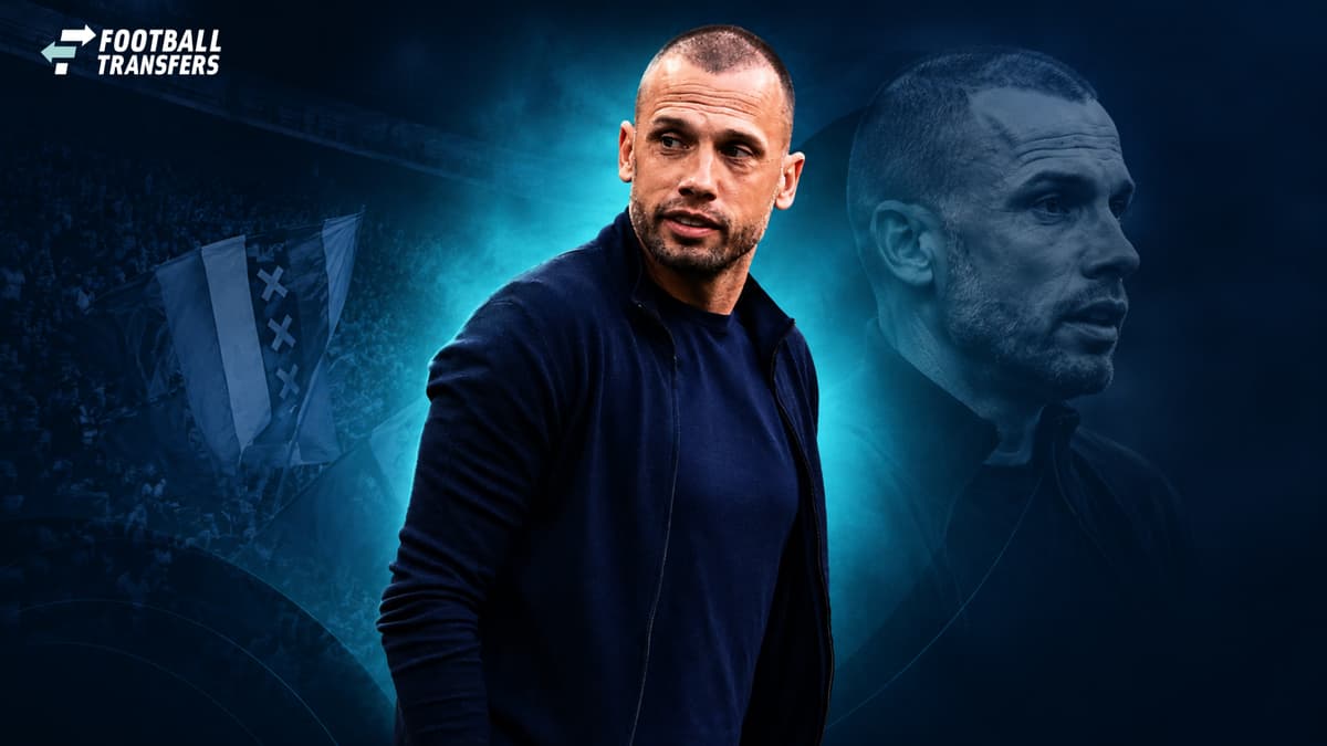 John Heitinga staat na horrorseizoen voor nieuwe klus als hoofdtrainer