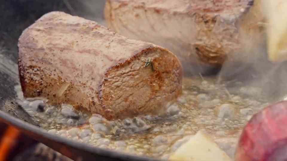 Hunting by the fjord: How to catch, clean, and cook venison meat