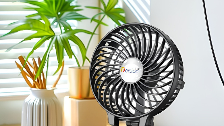 4 USB fans that are highly-rated on Amazon & can keep you cool this summer
