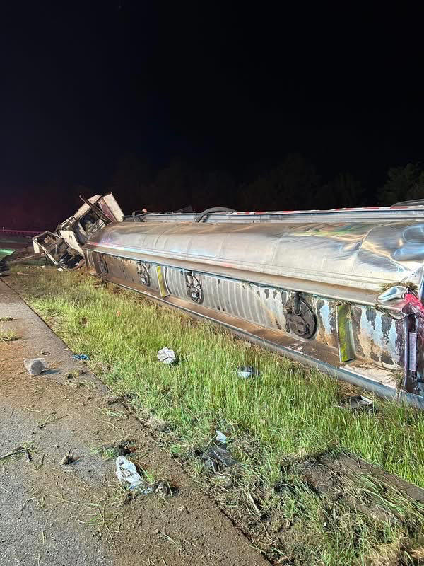 Tanker truck hauling diesel fuel overturns on I-70 in Frederick County ...