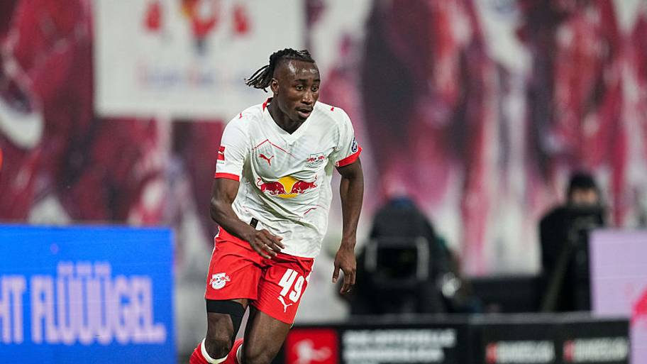 'Yes'—Man Utd, Liverpool target gives firm response to summer transfer ...