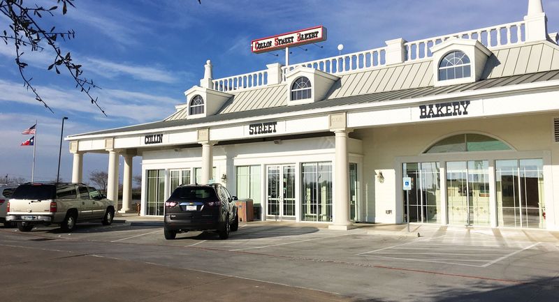 This century-old Texas bakery still serves cakes and pastries from ...