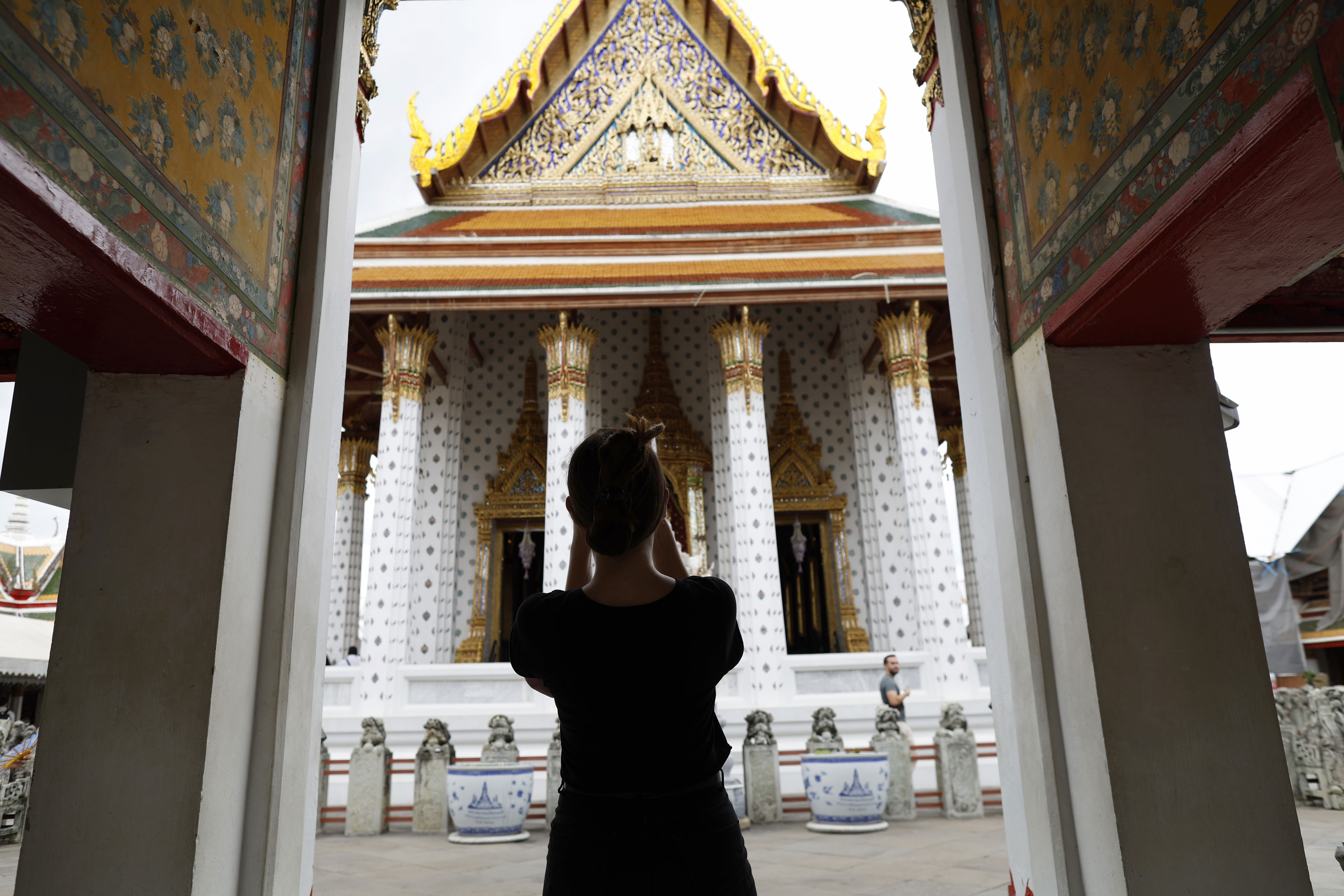 Thailand to slash tourist visa-free stays