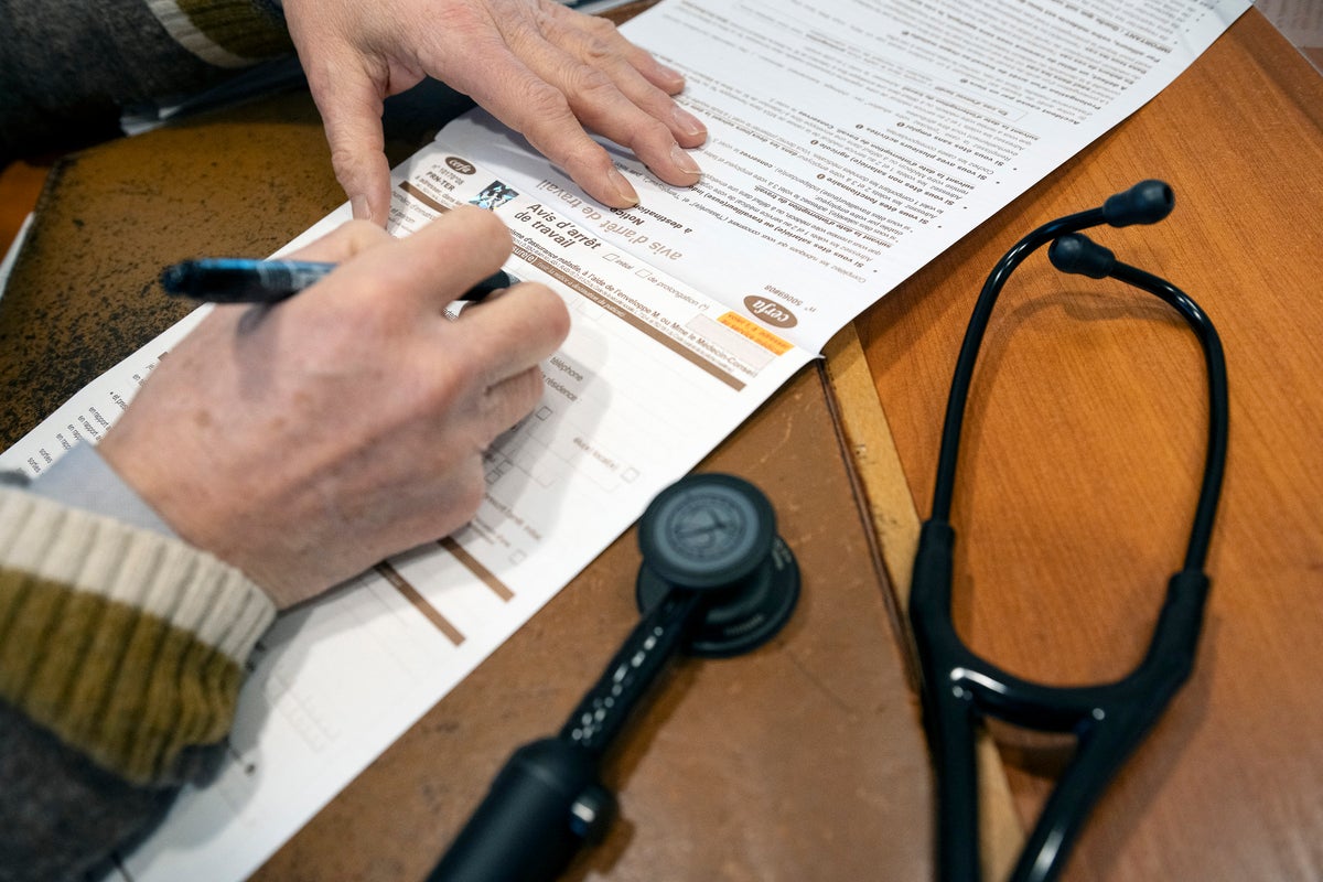 Scientists finally decode why most humans are right-handed