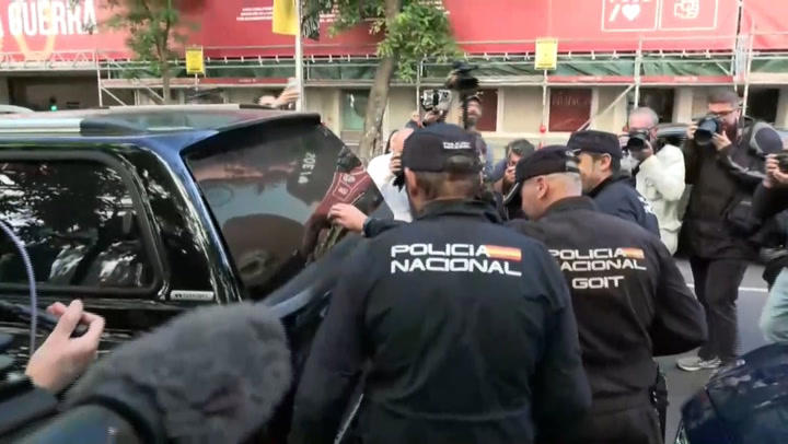 El juez sitúa a Zapatero como líder de la trama y le acusa de cobrar 1 ...