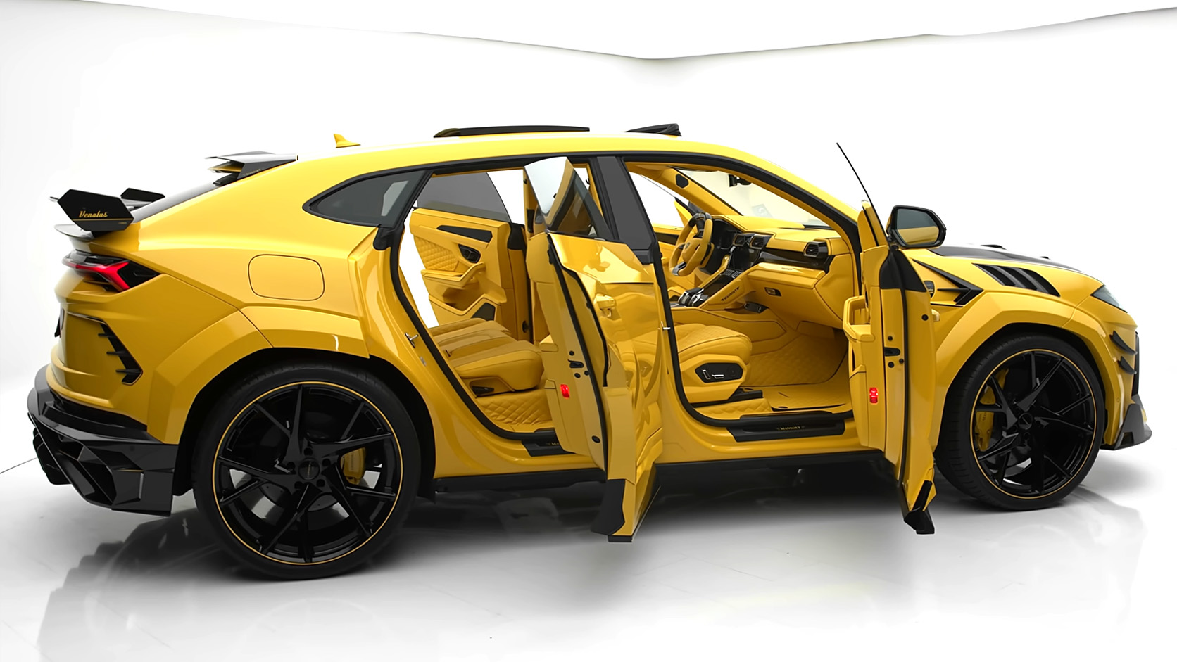 Is this the boldest Mansory Urus Venatus EVO spec yet?