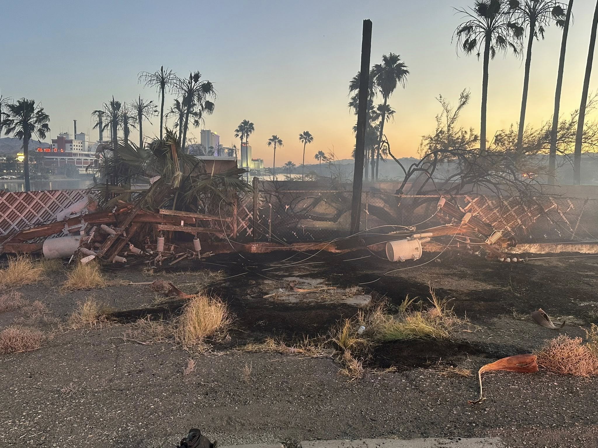 Firefighters respond to early morning brush fire in Bullhead City