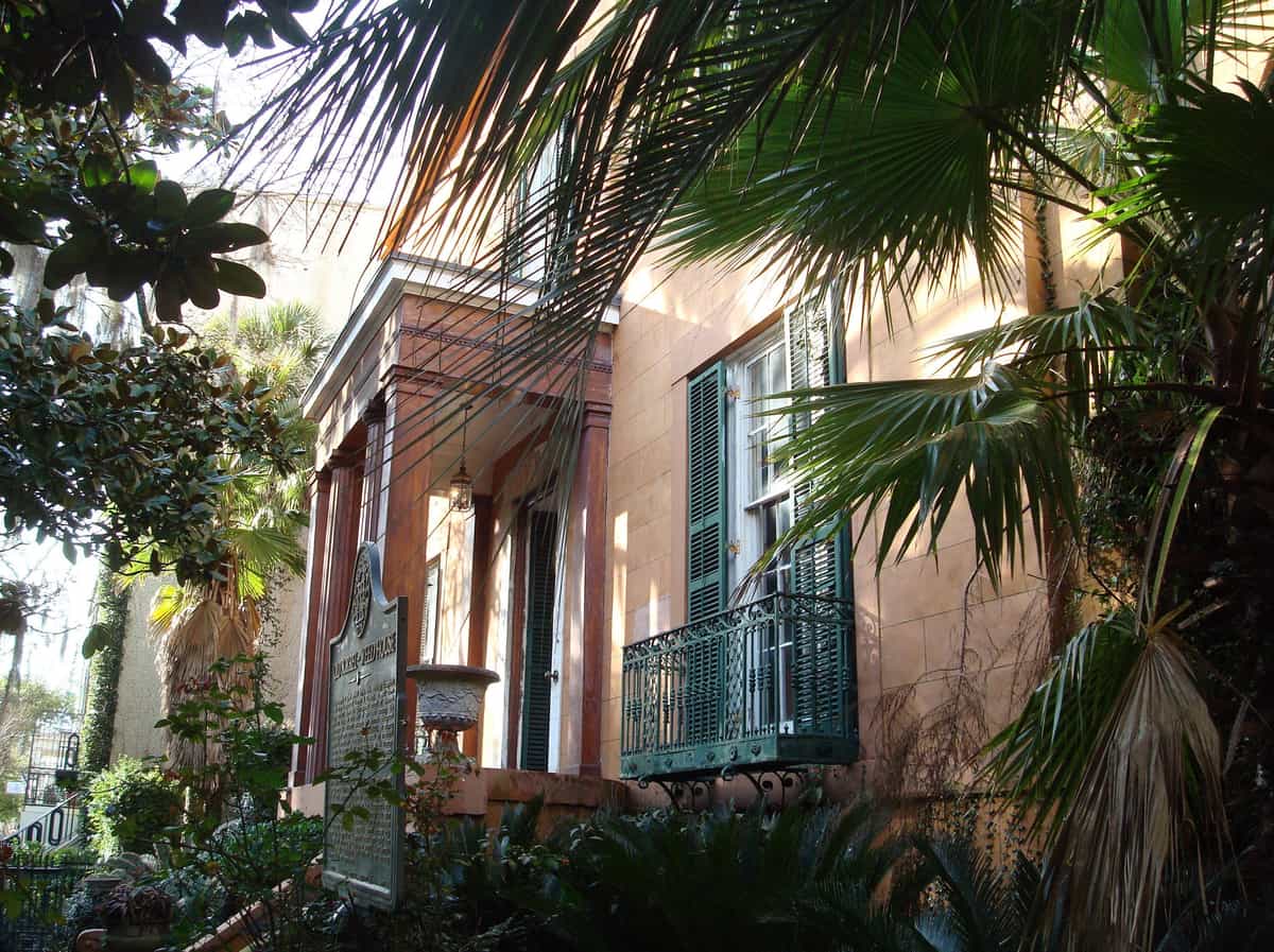 Terrifying ghost tales from Savannah, Georgia