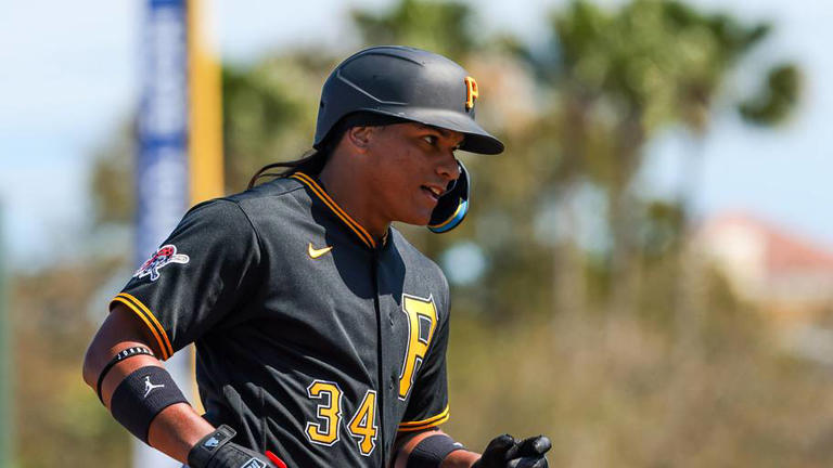 Pirates look to end scoreless drought in Cardinals series