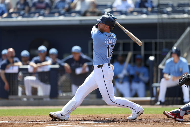 Jake Fraley to undergo sports hernia procedure