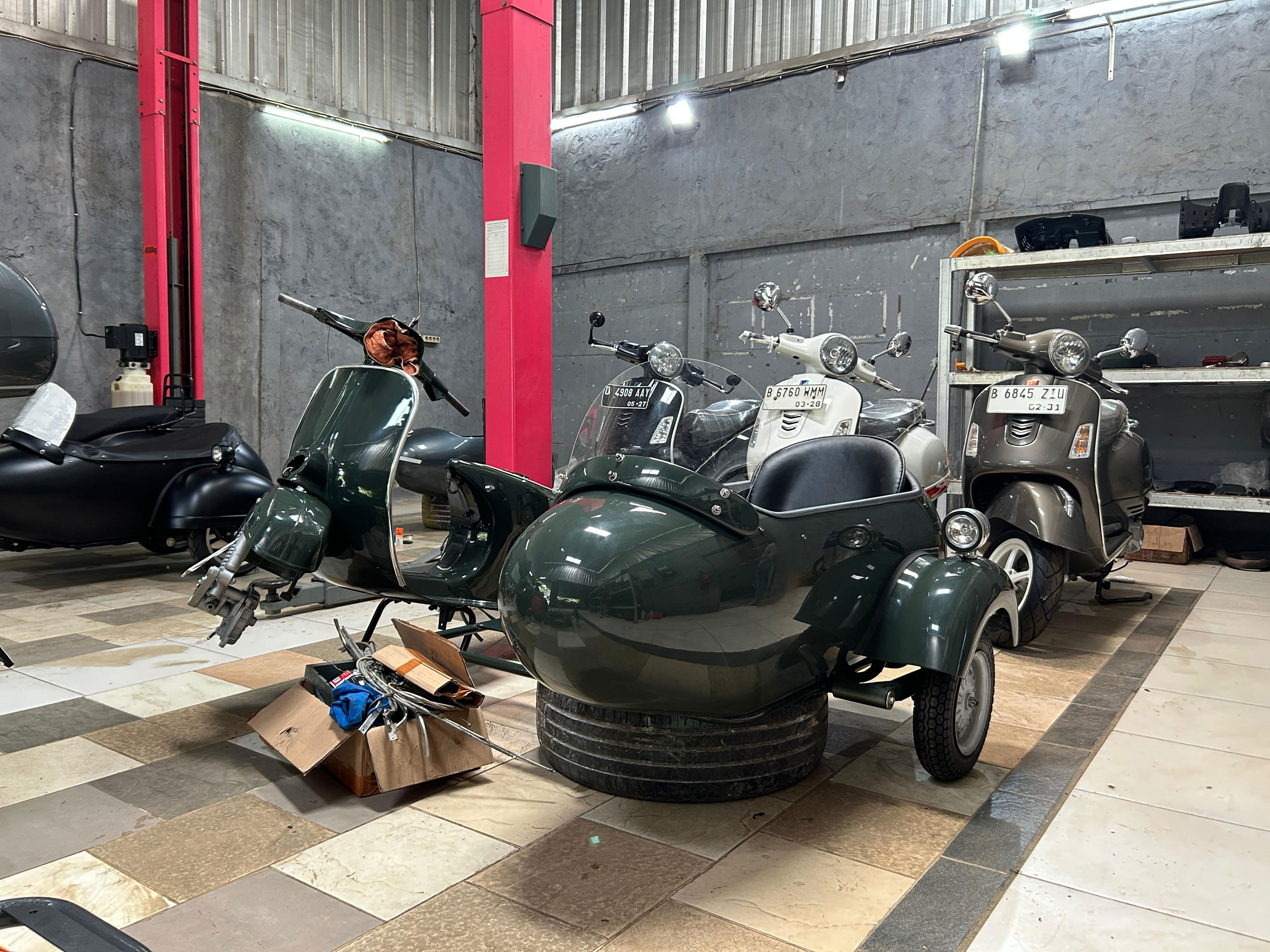 Intip biaya pembuatan sespan untuk Vespa di bengkel spesialis
