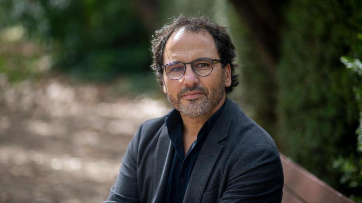 Tomás Navarro, psicólogo: “El problema de ir a la oficina es calentar ...