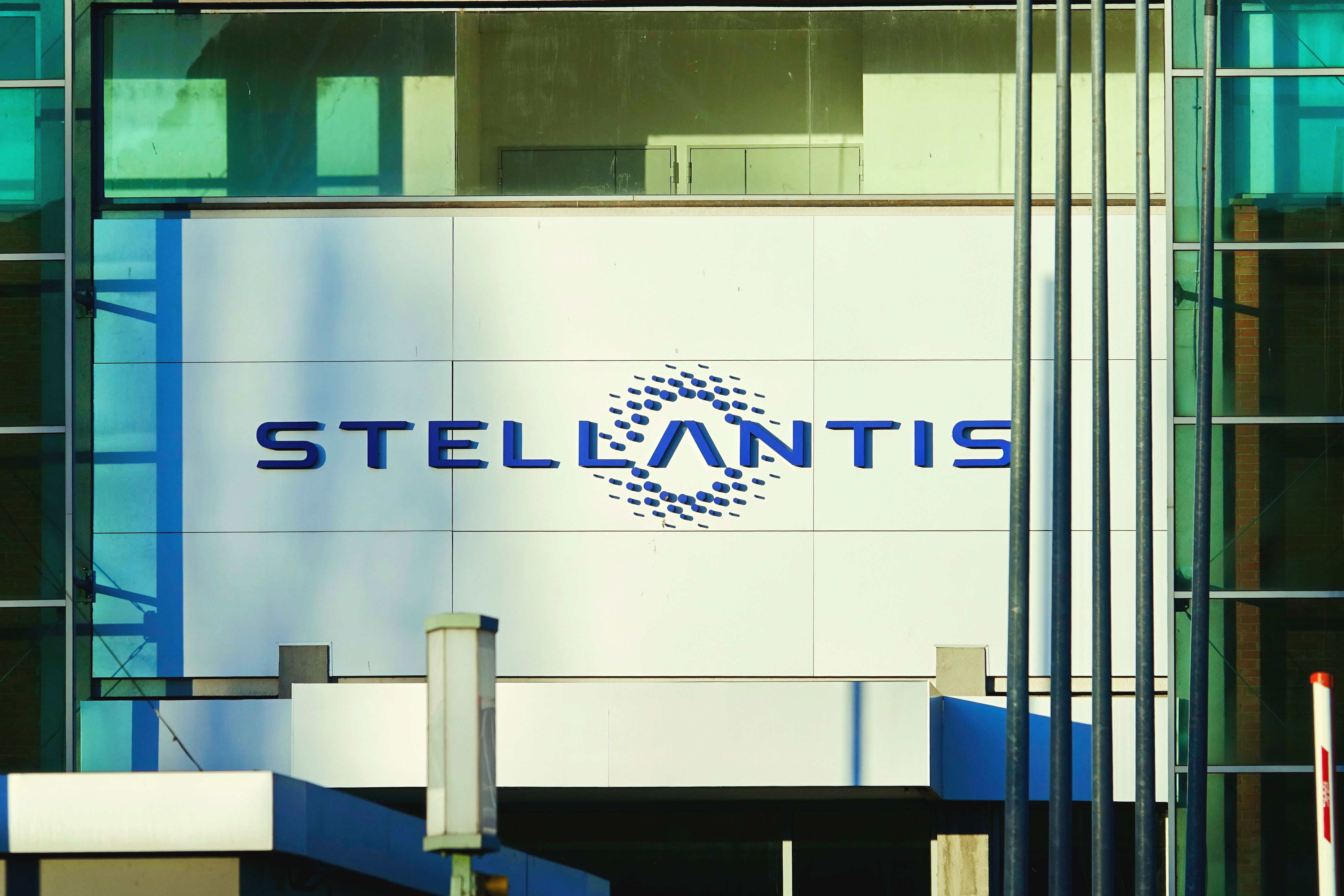Stellantis wil de auto terughalen die Europa zelf liet verdwijnen