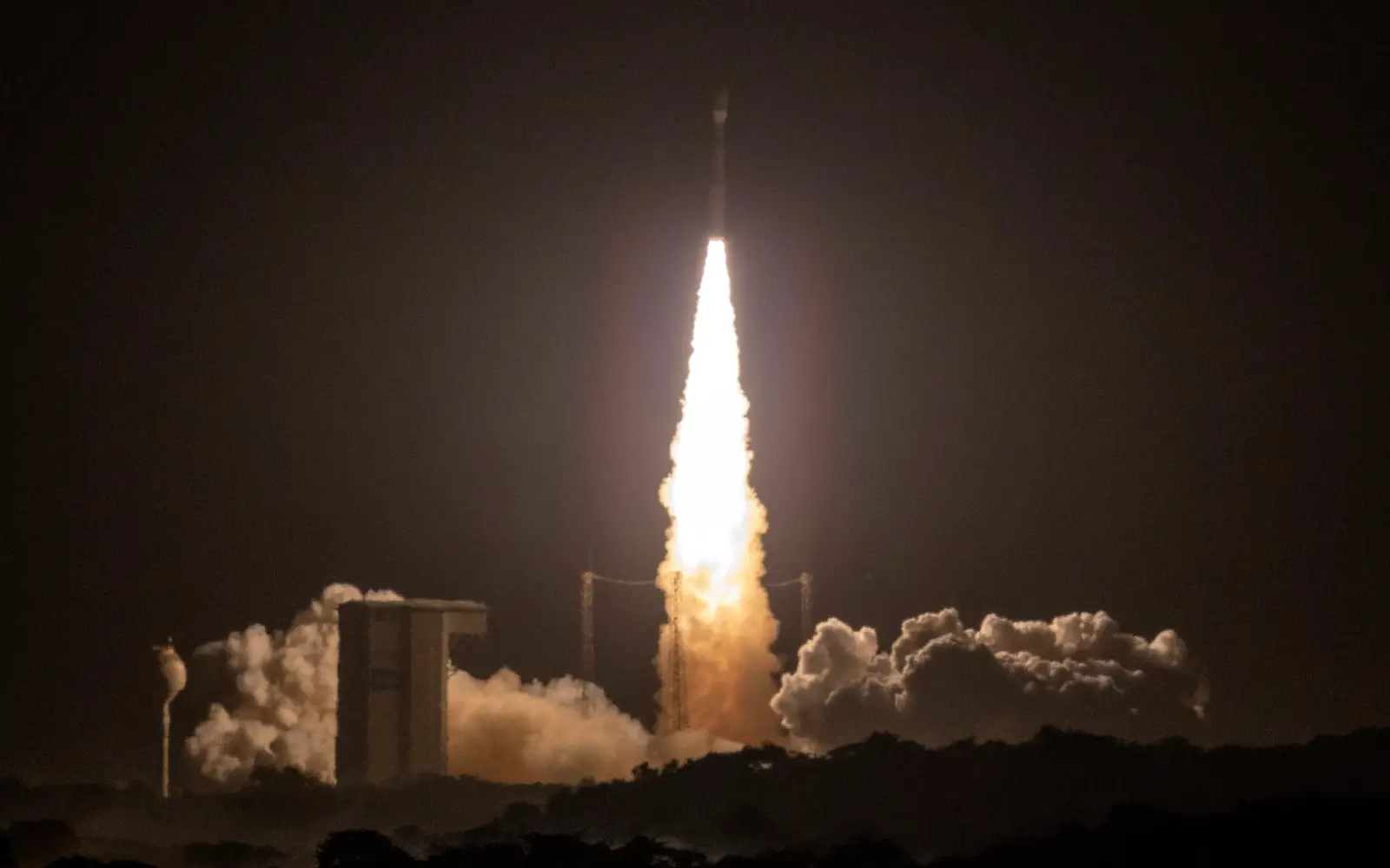 Europe-China spacecraft launches to study Earth’s ‘invisible armour’