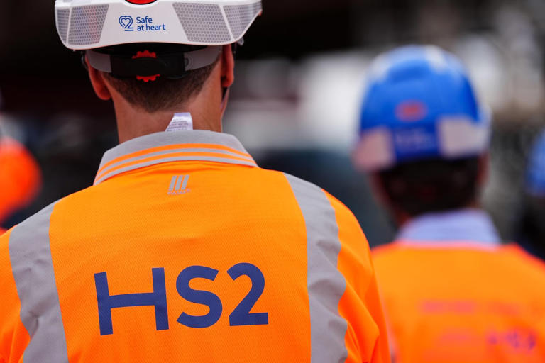 HS2 trains to run slower than planned to save money