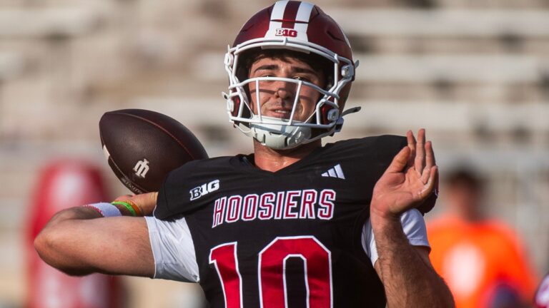 CBS Sports ranks the top 10 rosters in college football for 2026