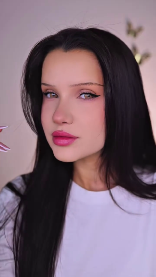 Hazel eyes vs brown eyes a beautiful glow comparison