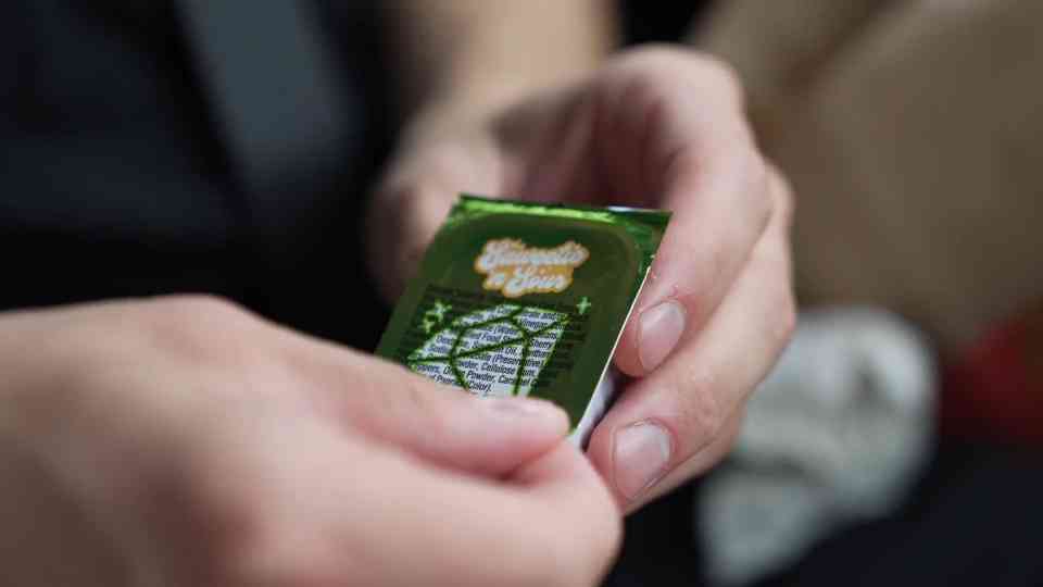 What makes fast food sauces so addictive - A breakdown of fat, sugar ...