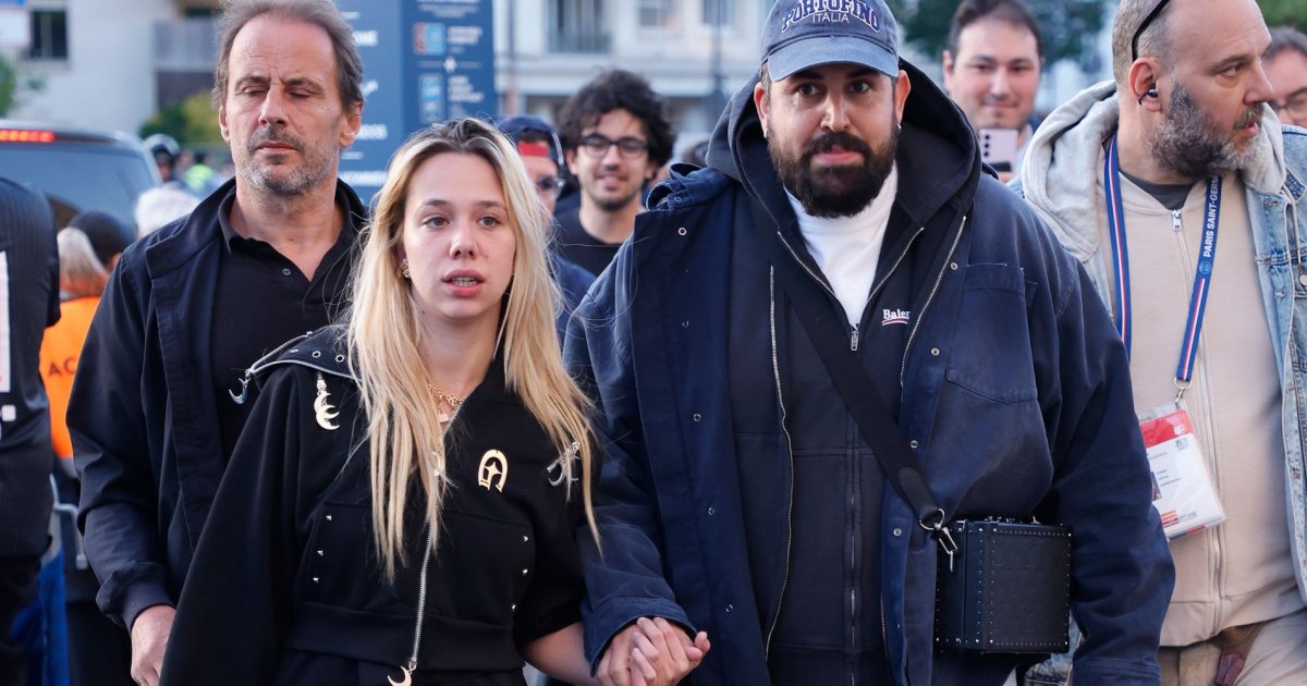 Artus officialise sa relation avec l’actrice Kim Higelin sur le tapis ...