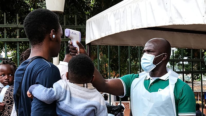 Mit Ebola infizierter US-Arzt soll an der Charité in Berlin behandelt ...