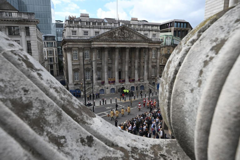 Property rich, pension poor: Meet the 'sleepwalking' generation