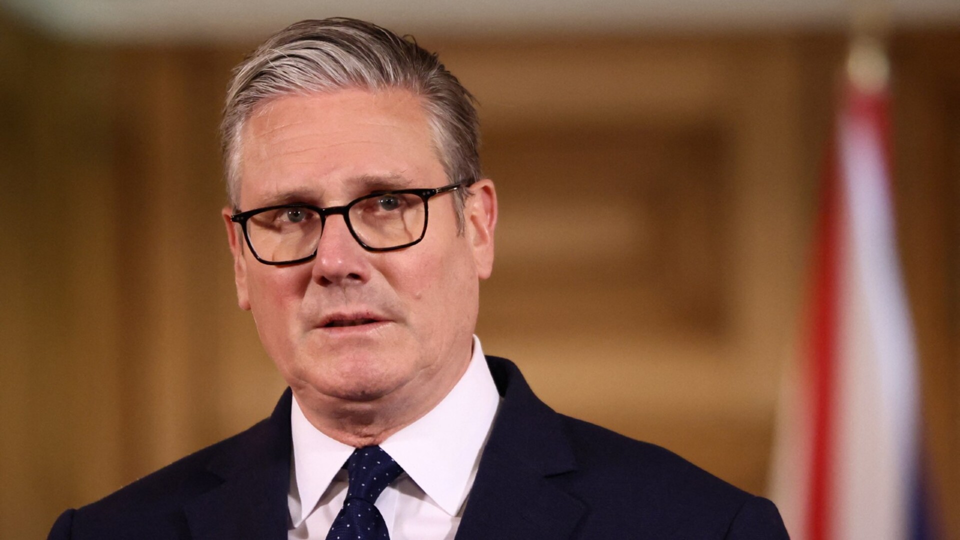 Keir Starmer attacks 'flag-waving Brits' at Unite the Kingdom protest