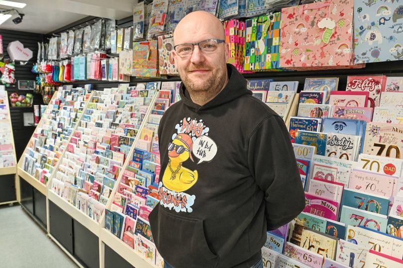 Midland shopkeeper tackles suspected shoplifters over alleged £1.99 ...