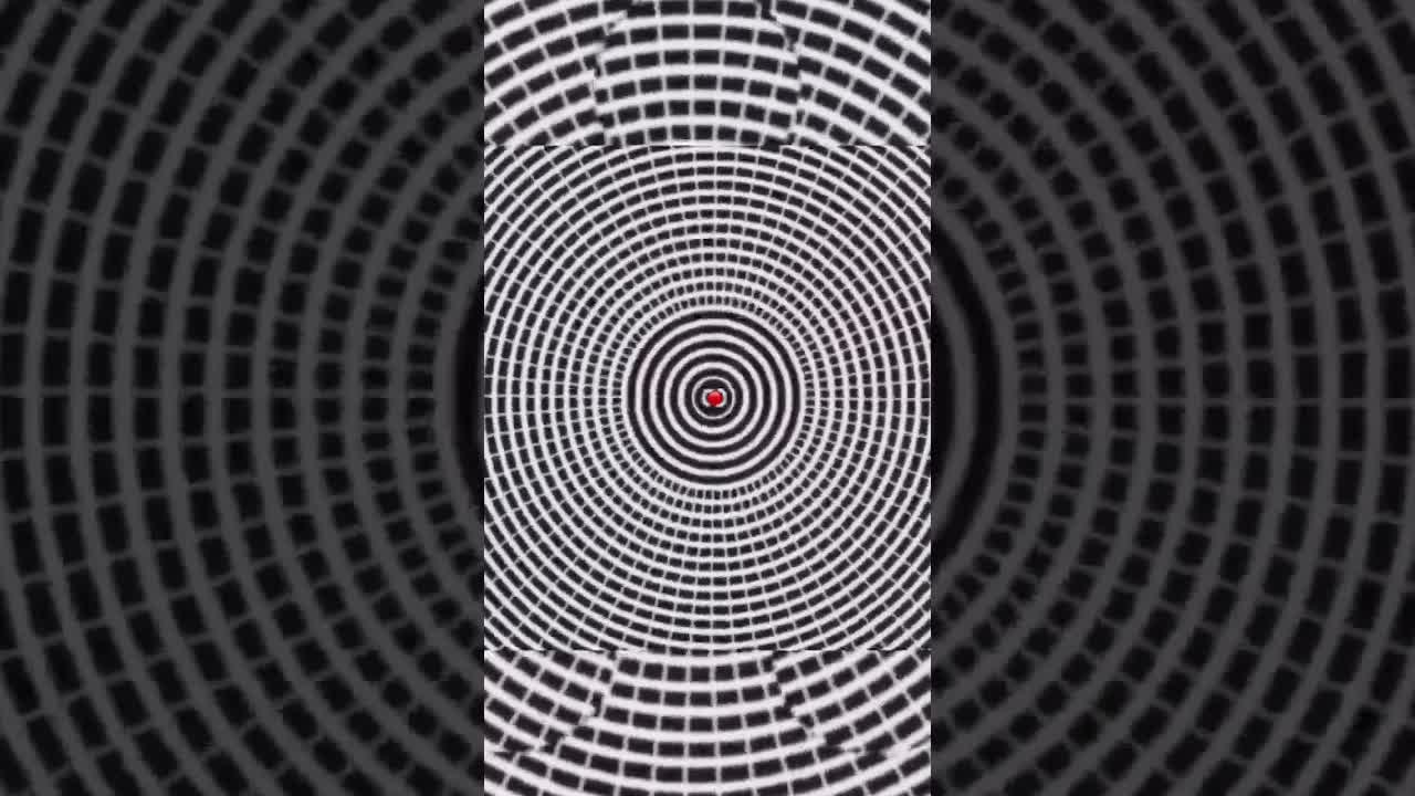 Test your brain's adaptation limits with this creepy illusion