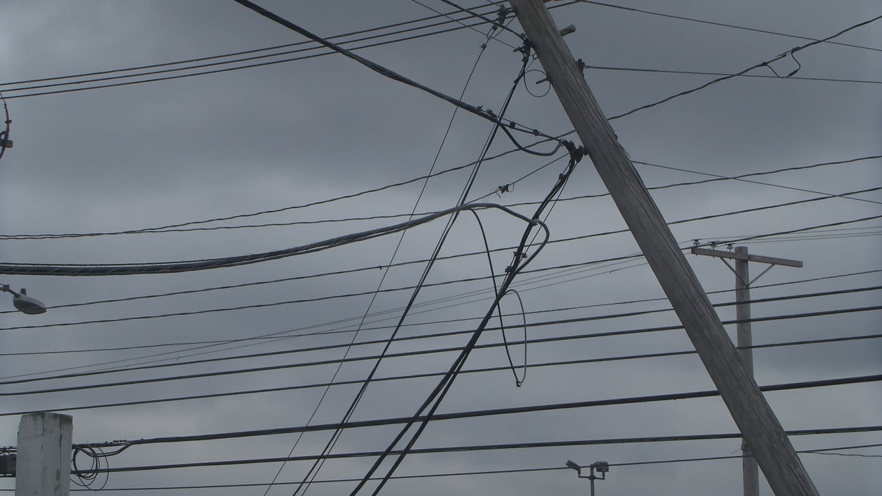 Meridian Township intersection reopens after low-hanging power lines