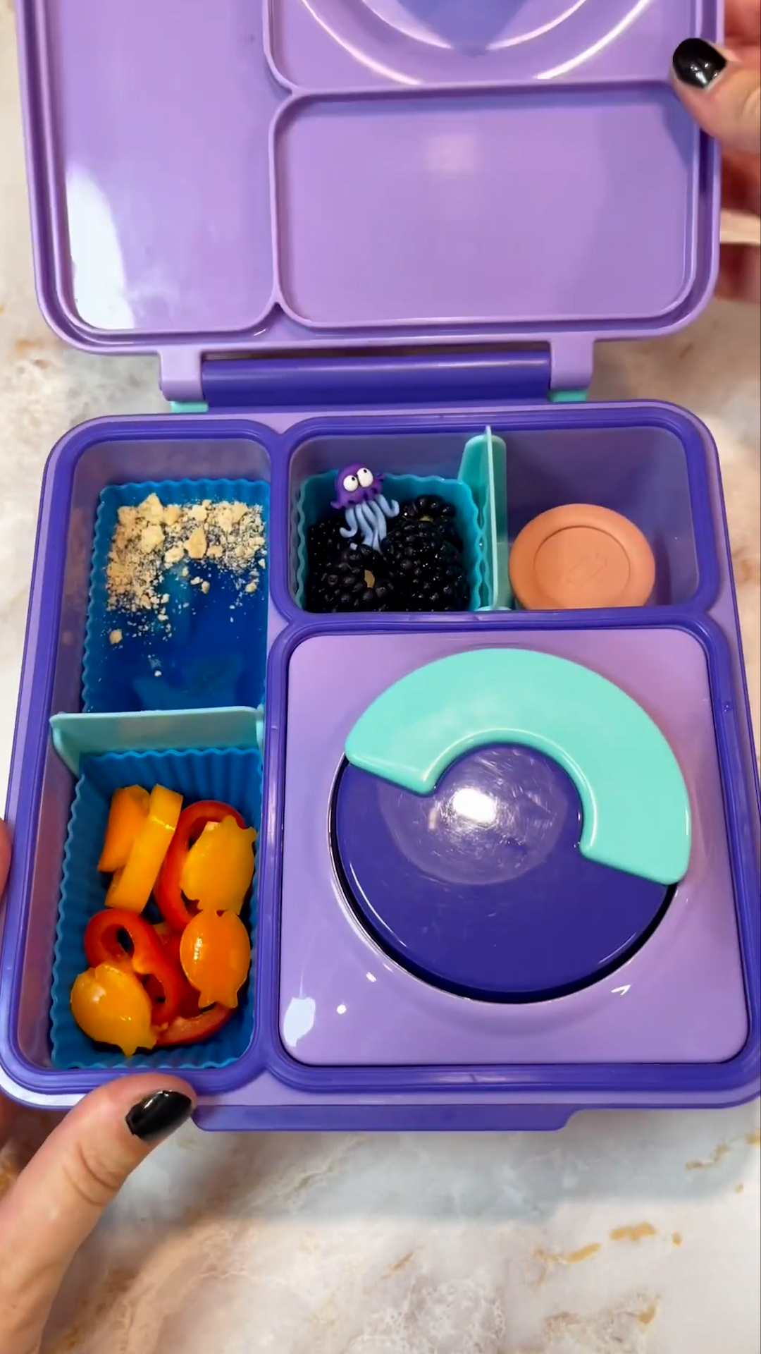 Creative ocean inspired lunchbox for an excited third grader